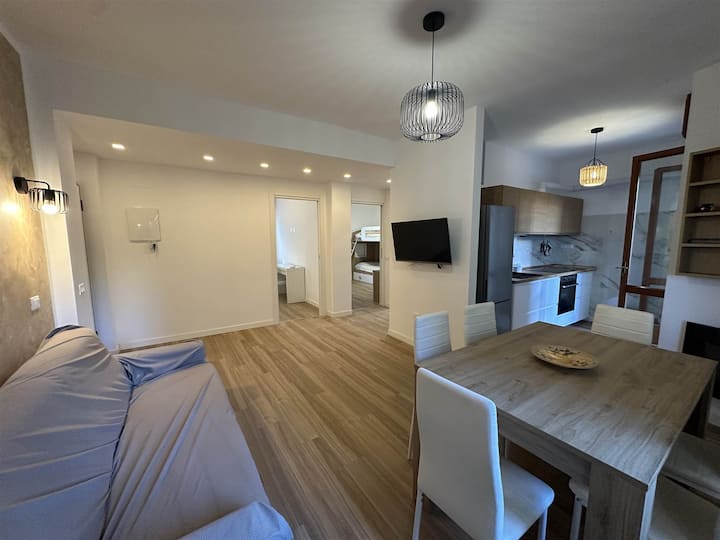 *Moderno A 50mt Dal Mare Con Posto Auto Privato* - Noli