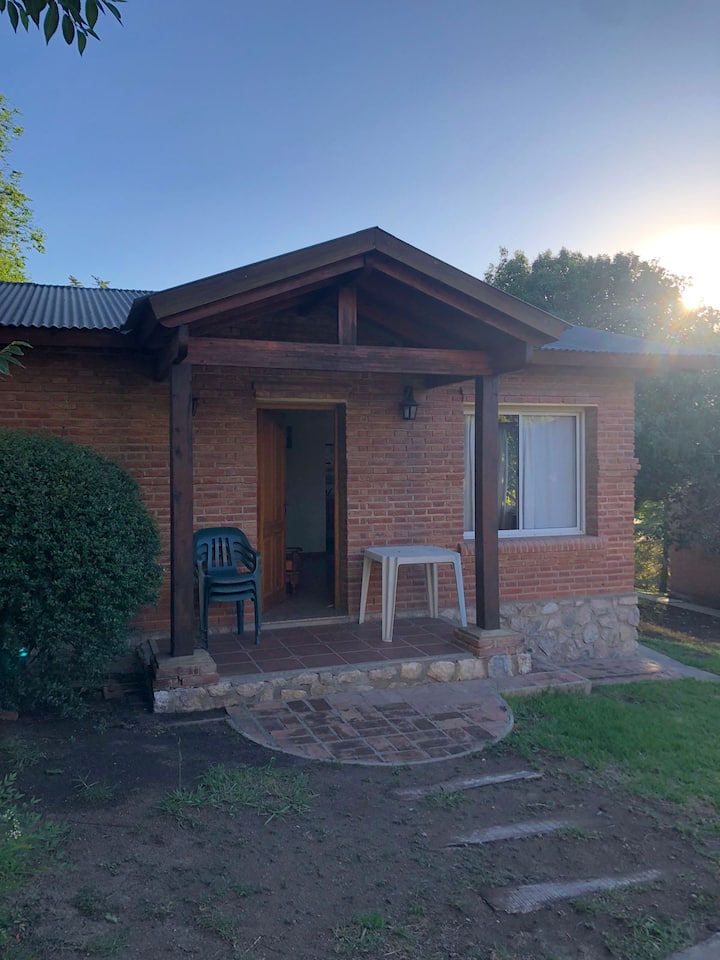 Cabaña Con Pileta En La Montaña, Vení A Descansar. - La Falda