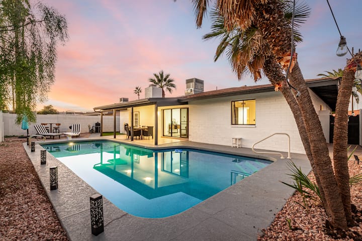 3br Retreat W/ Diving Pool, Bbq & Workspace - Mesa, AZ
