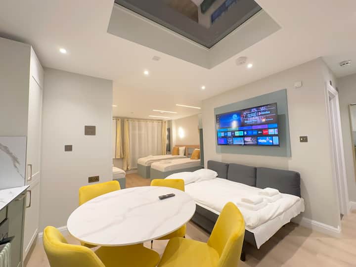 Modern Spacious Apartment In Central London - City of London