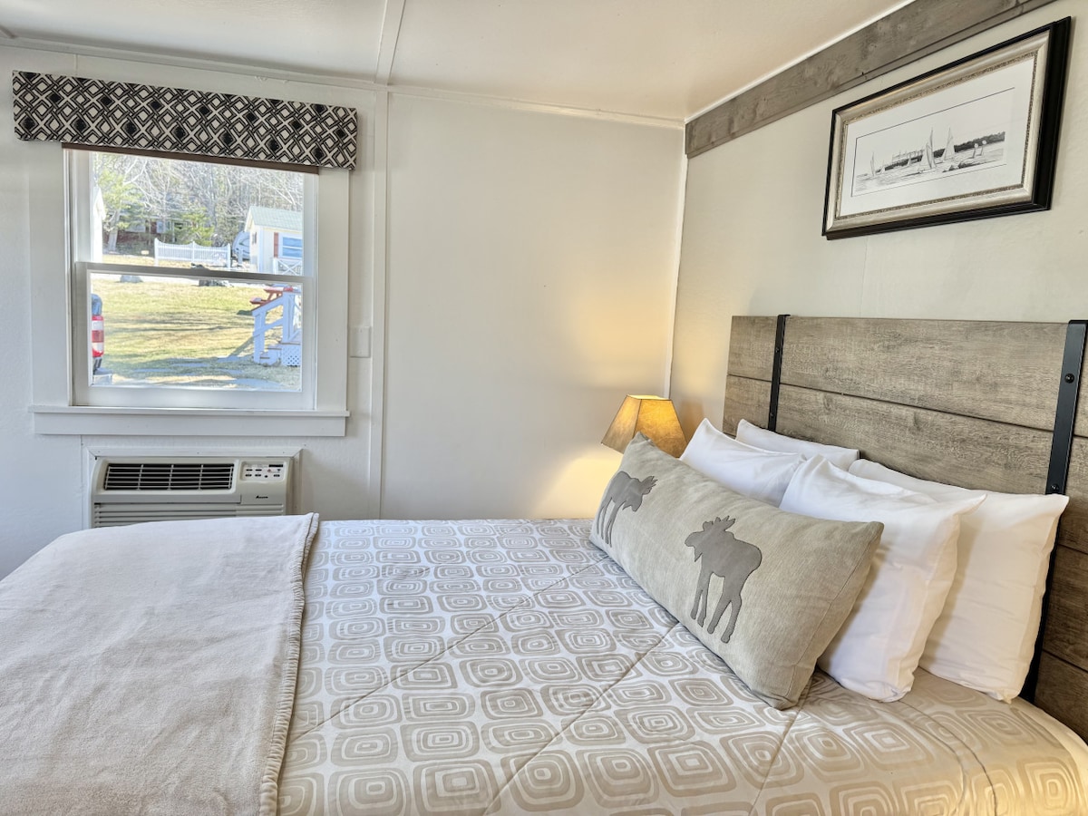 Gallagher's Travels Cabin 1 (grand lit simple) - Cabanes à louer à Bar ...