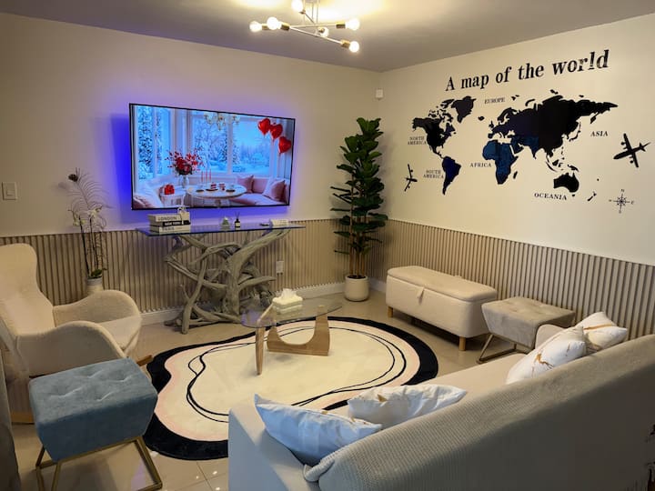 Home Suite Home
Lake View *3br*balcony*cityarea - Florida City, FL