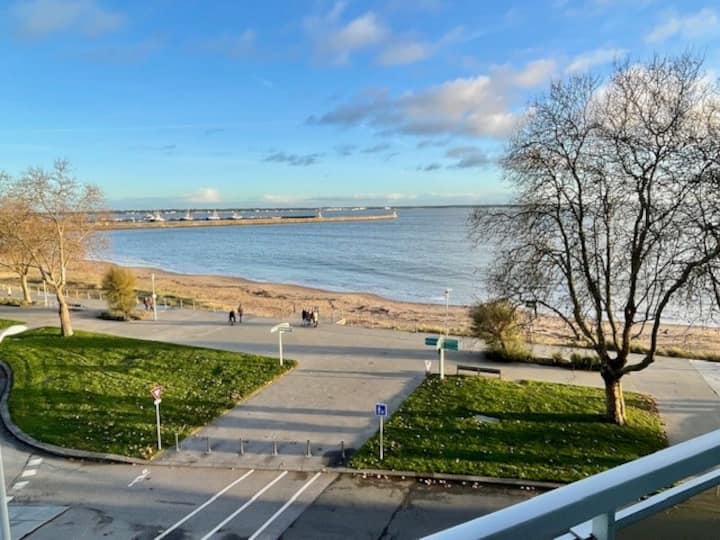 Appartement Avec Vue Exceptionnelle. - Paimbœuf