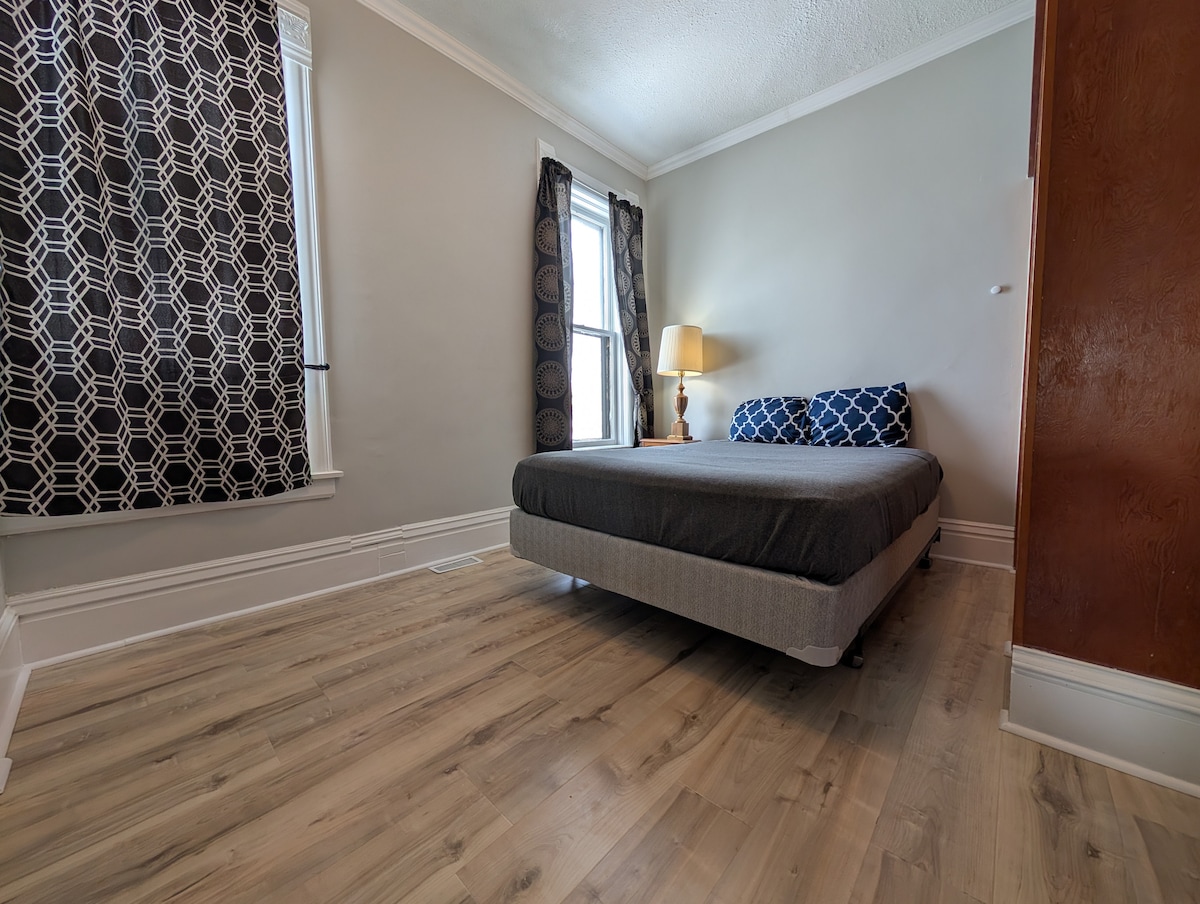 Historic Shabbona Hotel 1 (Private Bath) - Hotels for Rent in Shabbona ...