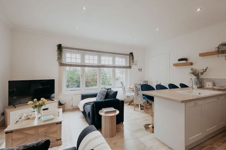 Cedar Retreat - Peaceful Coastal Hideaway - Poole