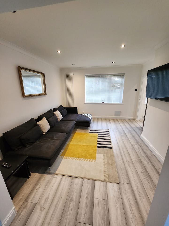 Beautiful, 2 Bedroom House, Tonbridge - Sevenoaks