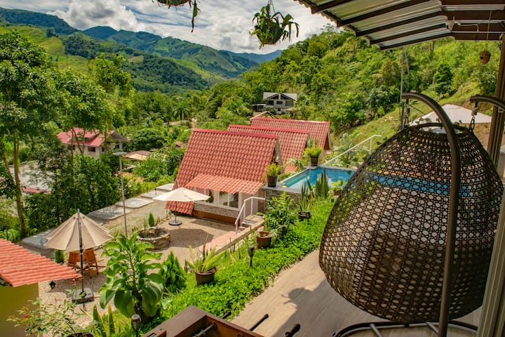 Katarsis Pozuzo Cabaña 6 - Pasco