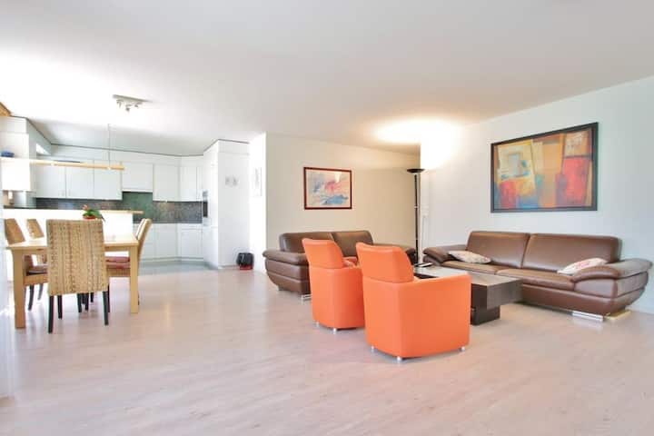 Spacious 4.5-room Apartment With Balcony & Garage - Davos