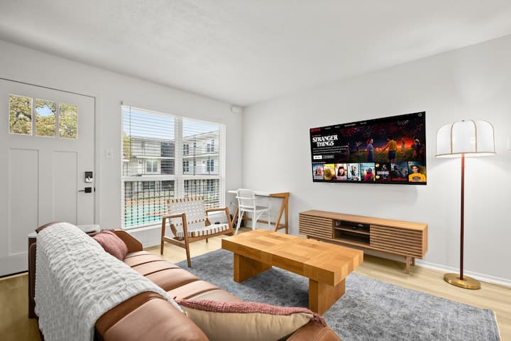 Stylish 1br/king + Sofa Bd/ Walk To Ut - Austin, TX