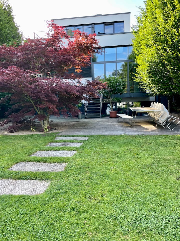 Lichtdurchflutetes Traumhaus Mit Wasserzugang - Lübeck