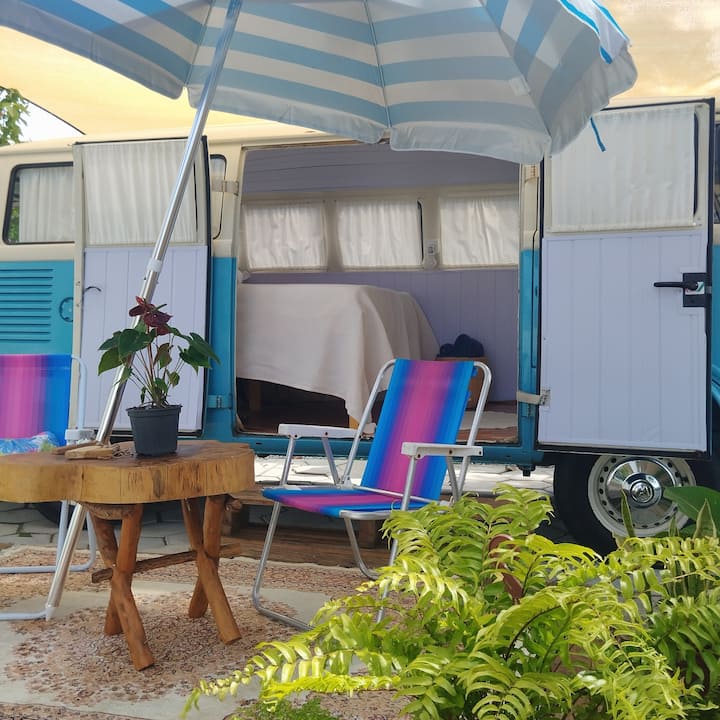 Kombi Camper - Hospedagem Sobre  Rodas - Brasil