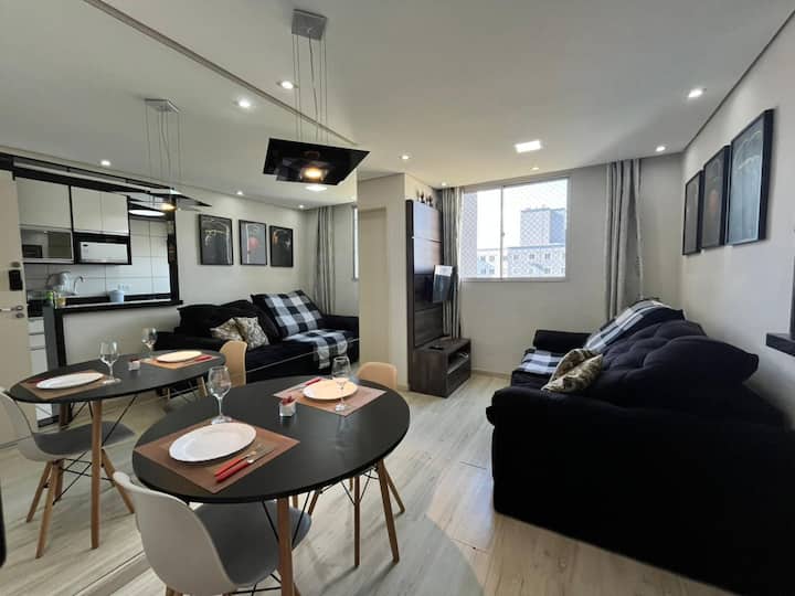 Apto 2 Quartos - Ao Lado Da Uel - Londrina