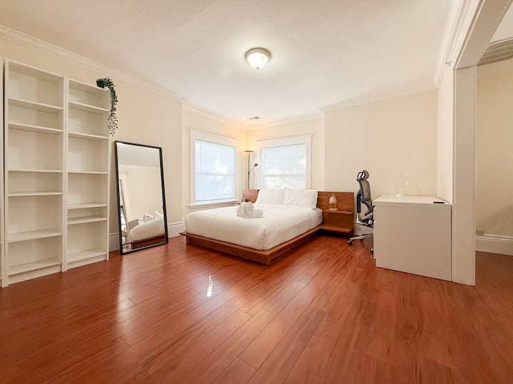 Cozy Central Studio (Paev5) - Menlo Park, CA