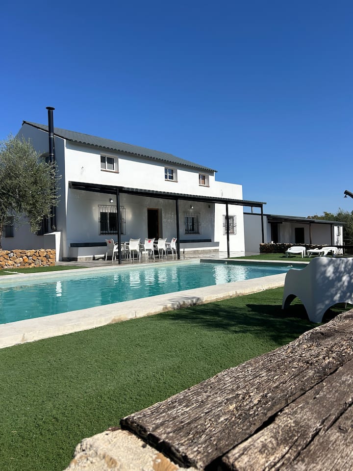 Casas Rurales Alba (Casa Rural Olivo) - Morón de la Frontera