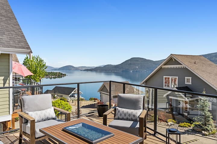 Okanagan Moonlight Lake House • Hot Tub & Views - Canada