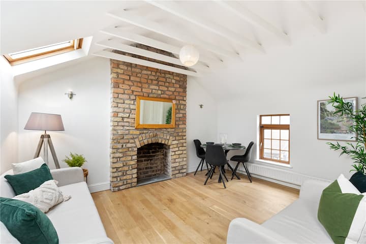 Perfectly Located In South Dublin City Center! - Dublin