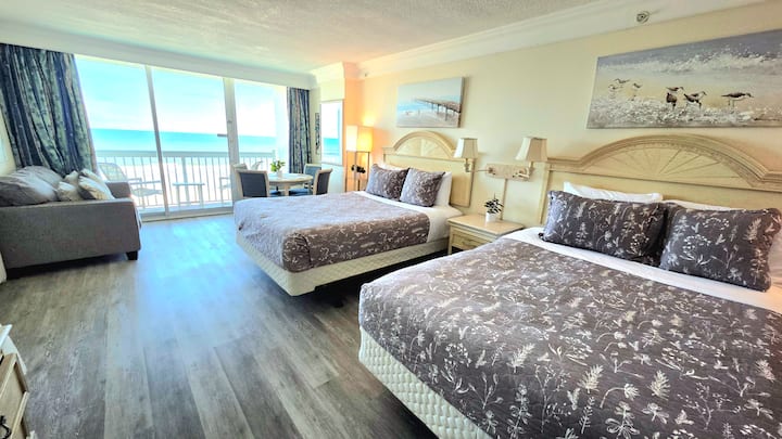 Beachfront Resort Room•amazingview•balcony*2 Pools - Daytona Beach, FL