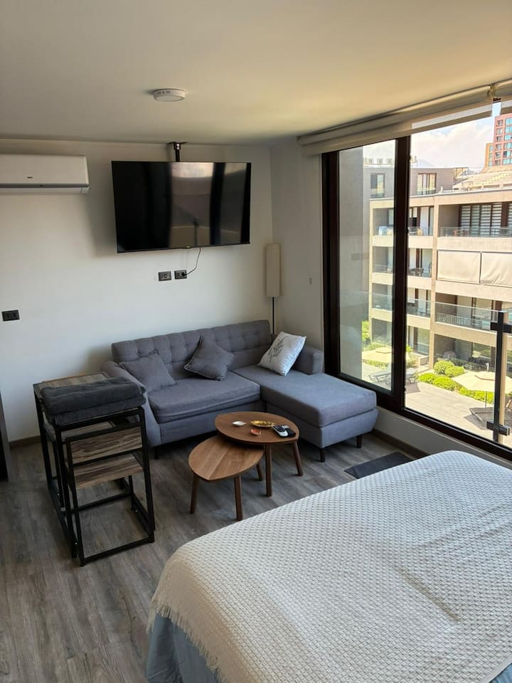 Dpto. En Barrio Yungay Cercano A Metro Y Servicios - Quinta Normal