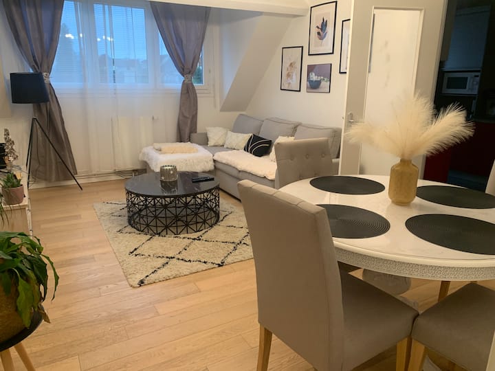 Bienvenue Chez Moi Un Appartement Bien éQuipé. - Noailles