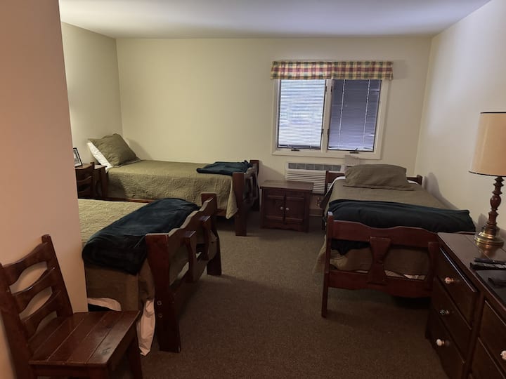 Dcc Room 12 - Abingdon, VA