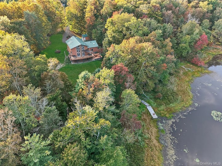 Luxury Spa Lakehouse • Sauna • Steam Room • Gym - Bethel, NY