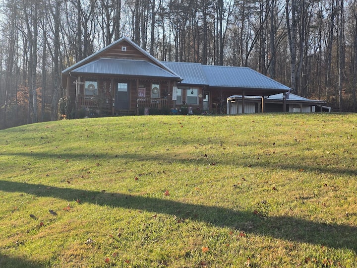 Little Cabin In The Foothills - Tellico Village, TN