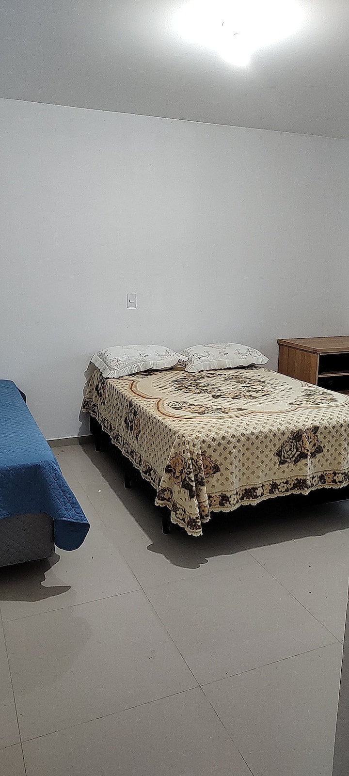 Quarto Com Sacada, Ar Condicionado E Frigobar. - Bombinhas