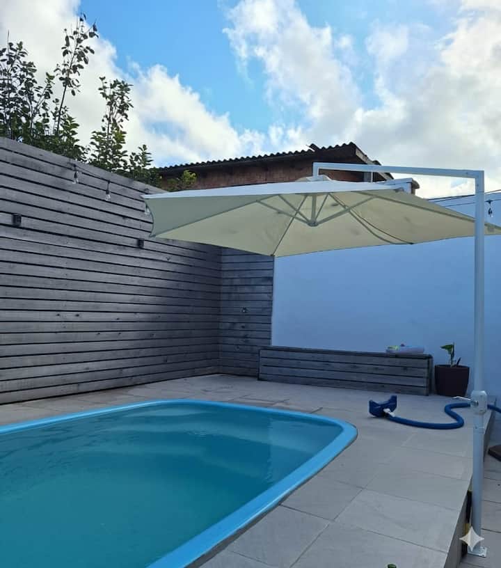 Casa Com Piscina E Quiosque No Coração Da Cidade - Tramandaí