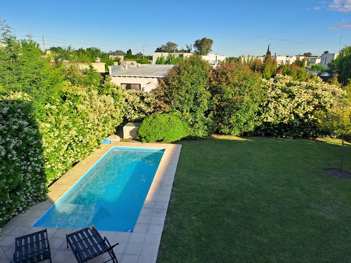 Casa En Pilar Con Pileta - Villa Rosa