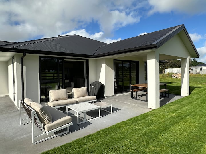 The Hereford House - Whanganui