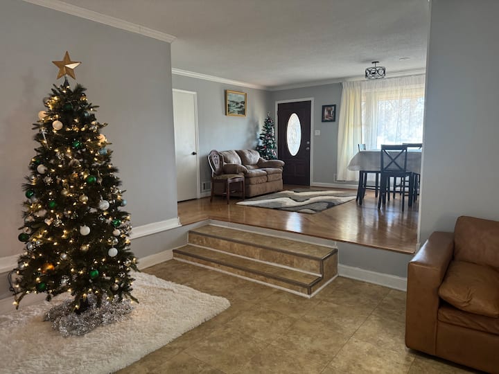 Roomy Duplex - Lake Bowen, SC