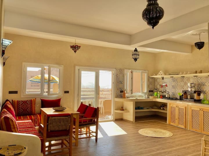 Gemütliches Appartement Mit Meerblick - Mirleft