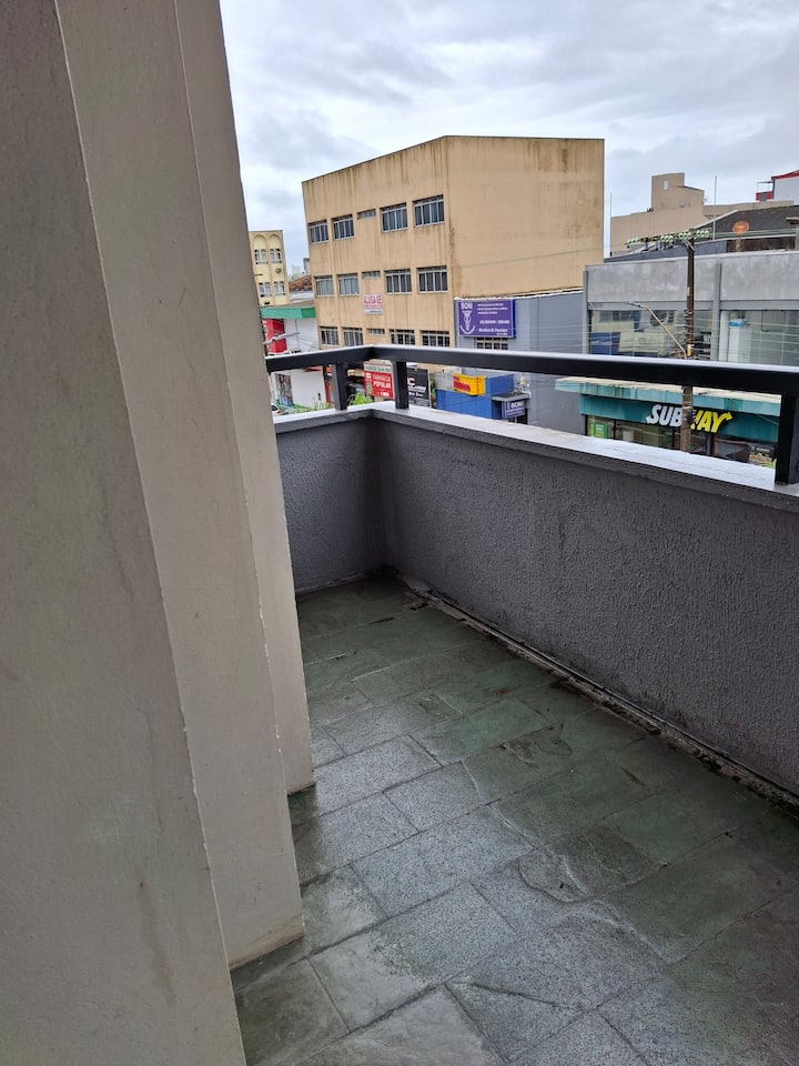 Simples,4 Quadras Da Praia.! óTima Localização! - Imbituba