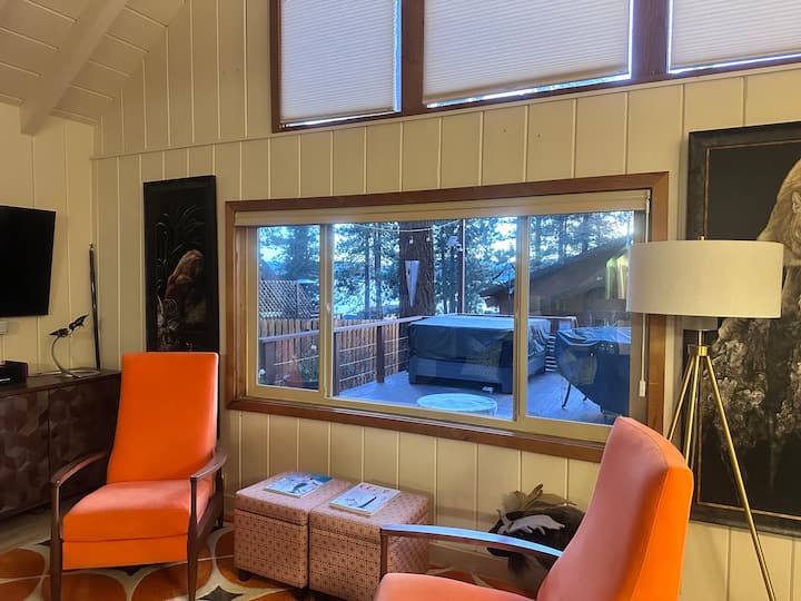 Kc's Lake Cabin, Private Beach, 5 Minute Walk - Lake Tahoe