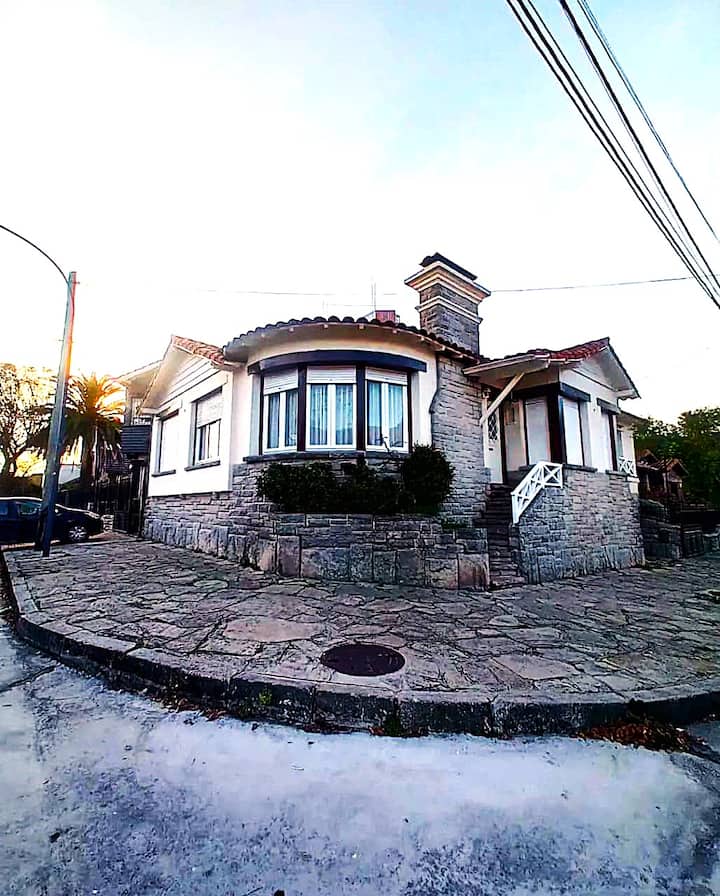 Hogar Cómodo En Los Troncos, A Pasos De La Playa - Mar del Plata