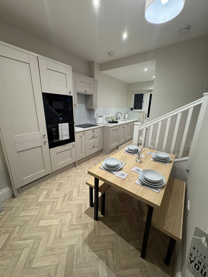 Yorkshire Stay - Brand Newly Refurbished - Barnsley