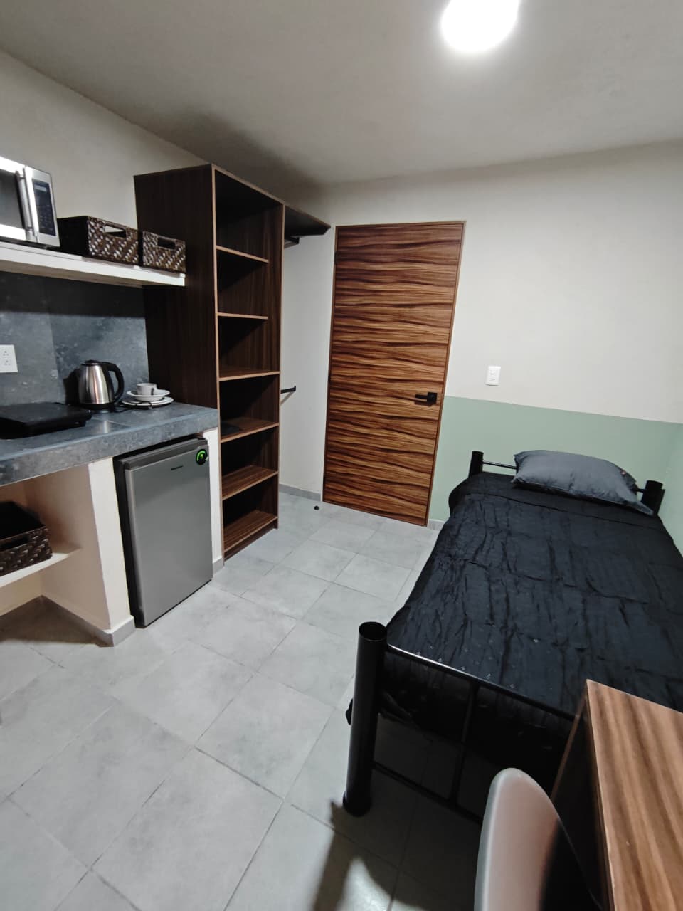 Cozy studio with bathroom and private kitchenette - Apartments for Rent ...