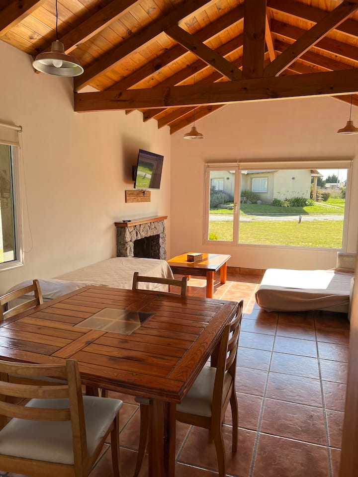 Cabañas Las Acacias Tandil Frente A Las Sierras - Argentina