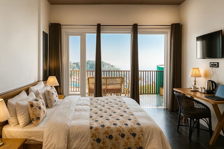 Stay In British Property Near Mall Road Mussoorie. - Mussoorie