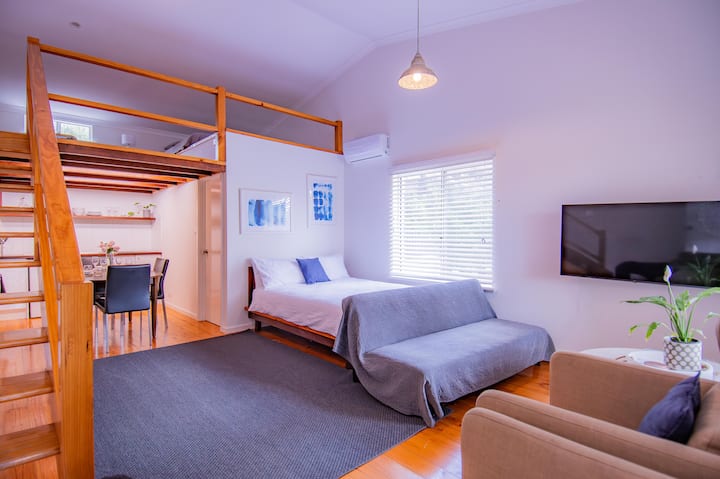 Coastal Garden Retreat Near Beach Jetty & Wineries - Busselton