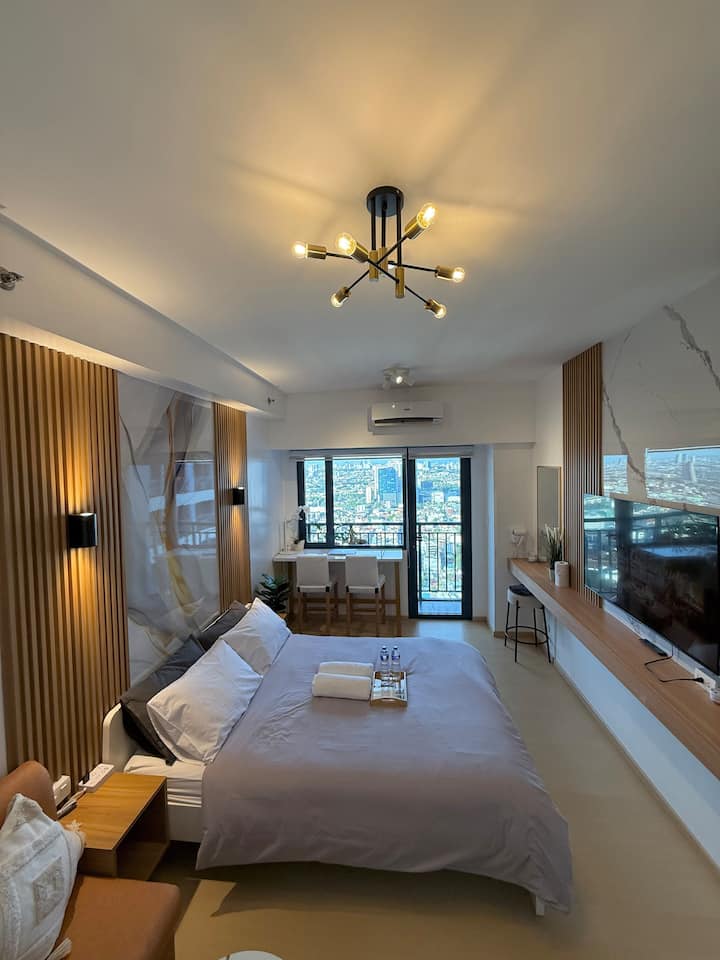 Stunning 41f Skyline View • Relaxing City Escape - Manila