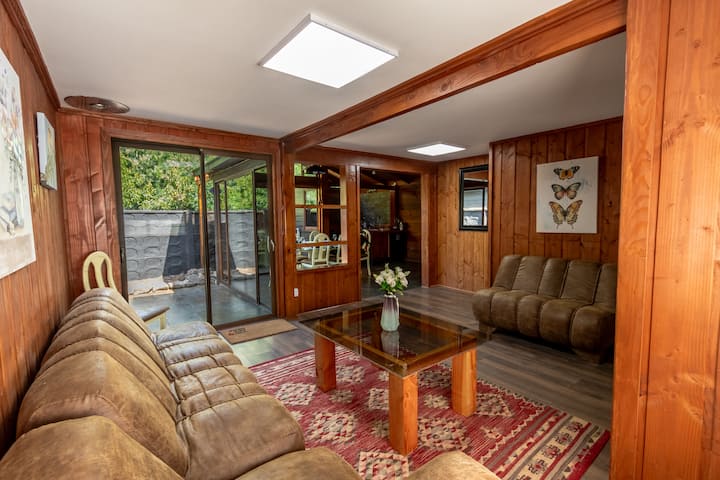 Encantadora Y Elegante Casa Para 6 Personas - Los Ríos