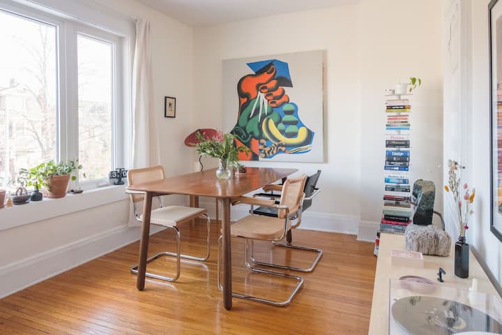 Stylish, Light-filled, Cozy Home In Little Italy - Toronto