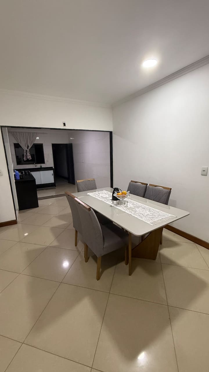 Casa Completa, Centro Comercial. - アングラ・ドス・レイス