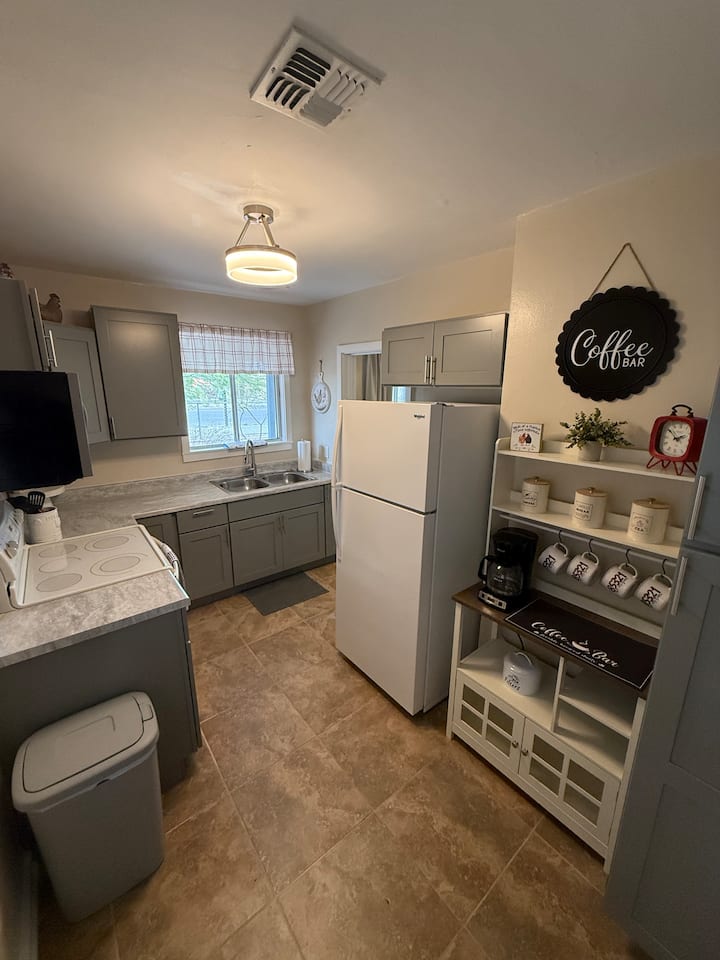 Relax In The Palms Of Ajo - Why, AZ