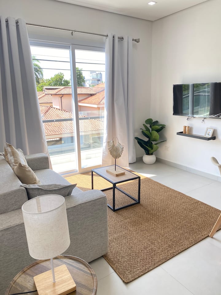 Depto. En Asunción, 1 Dorm. Excelente Ubicación - Asunción