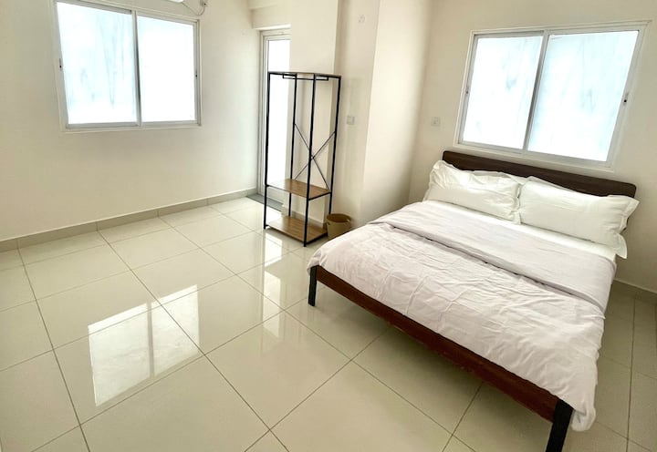 Clove Beach Hulhumale - Maldives