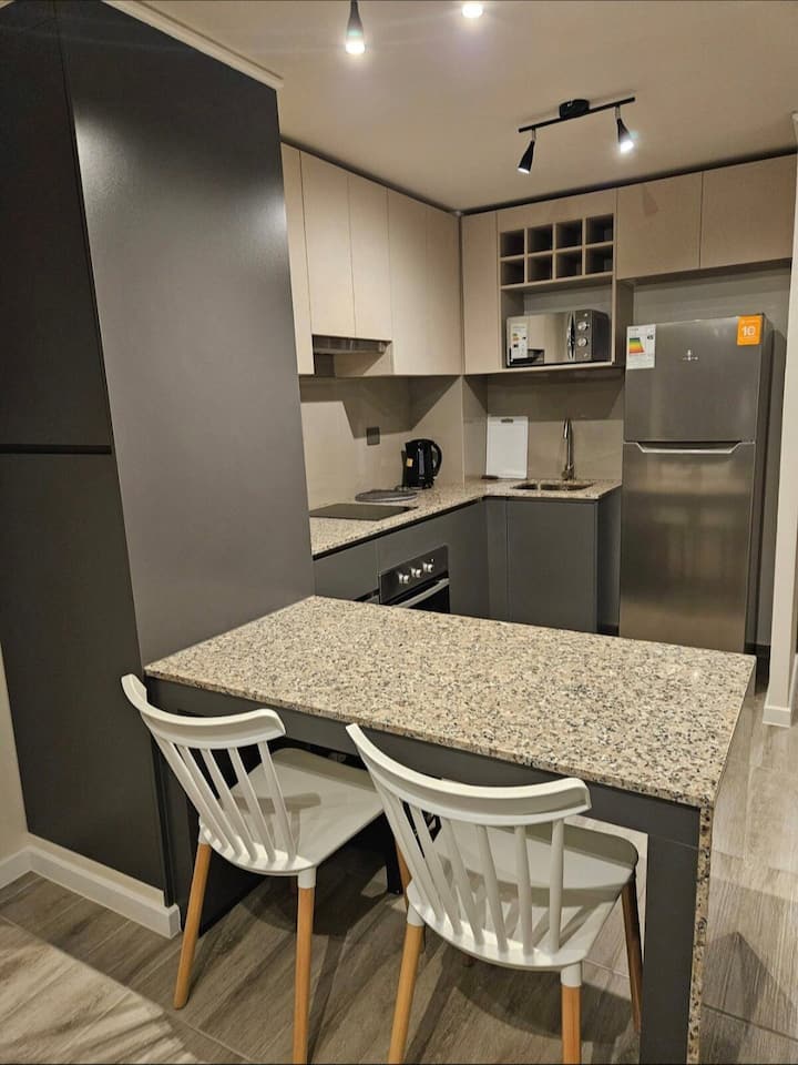 Cómodo Y Moderno Depa Con Vista Al Mar - Antofagasta