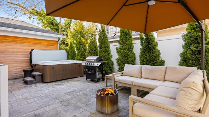 6br Classic Beach Estate! Hot Tub, Steps To Beach! - Atlantic City, NJ