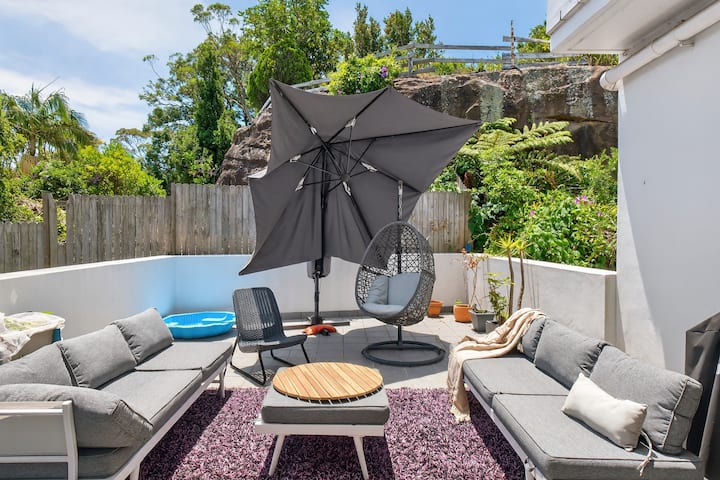 Northern Breeze—terrace Haven Near Curl Curl Beach - 맨리